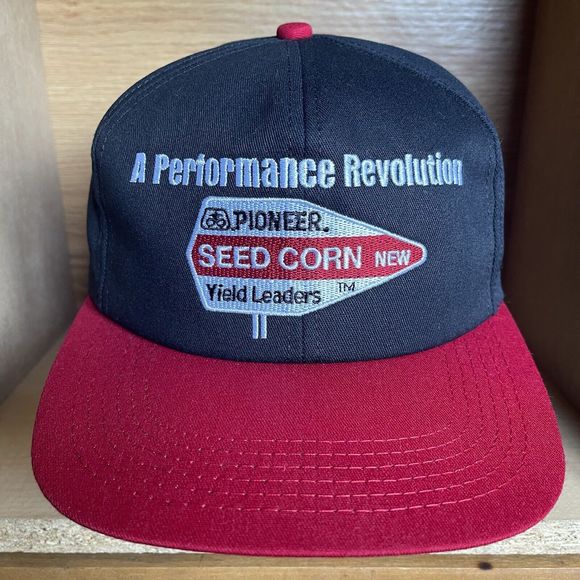 K-Products | Accessories | Vintage Pioneer Seed Corn Performance ...